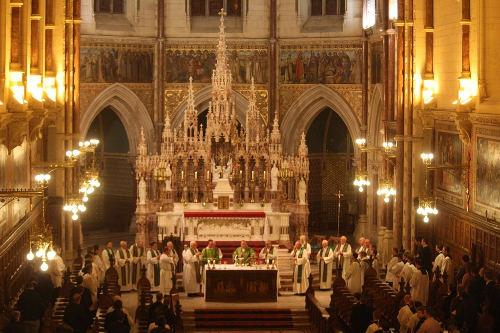 Why Do Catholics Have to Go to Mass Every Sunday? – The Mokena Marian